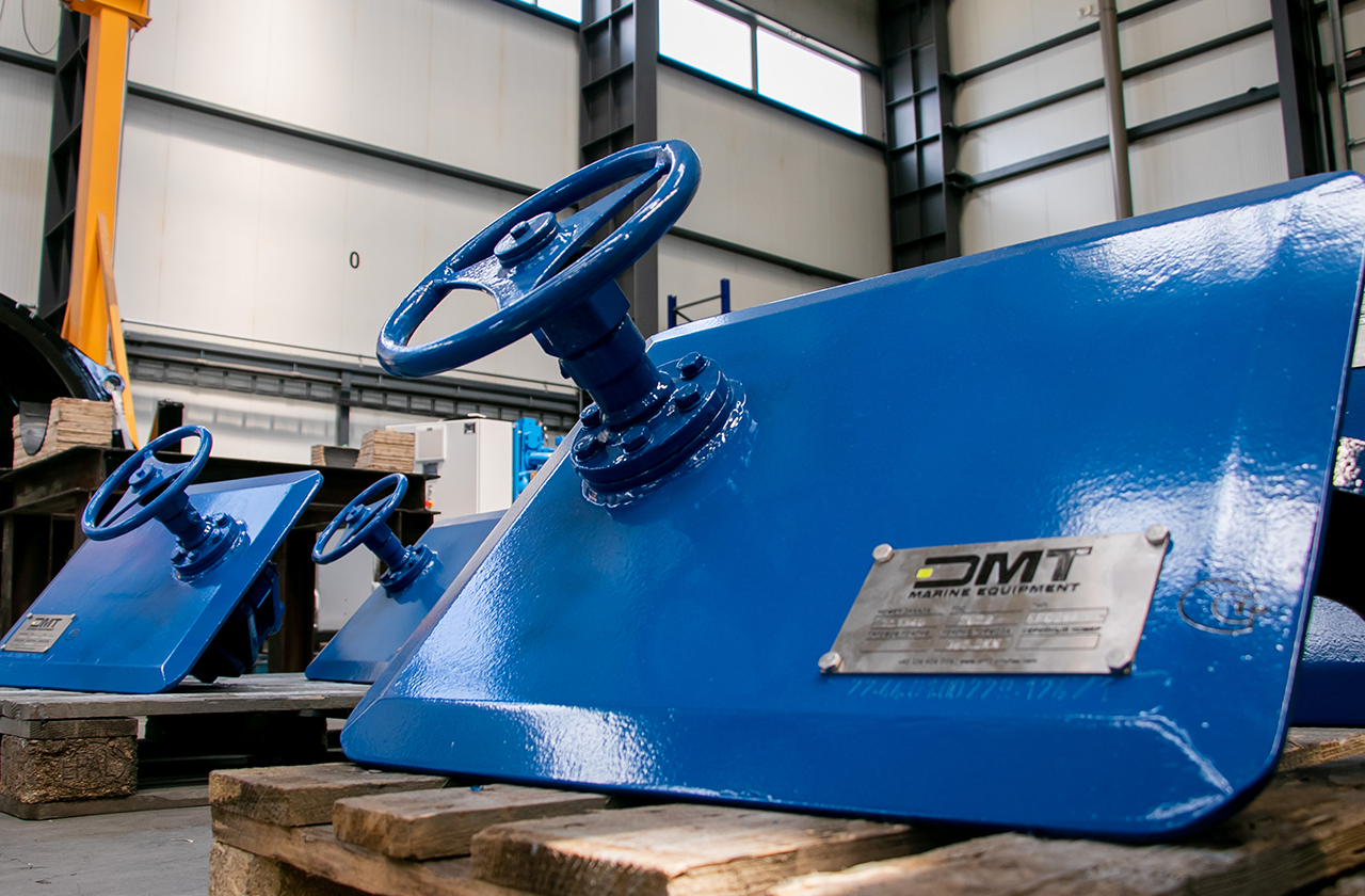 Deck Fittings - Chocks, Bollards, Fairleads, Chain Stoppers