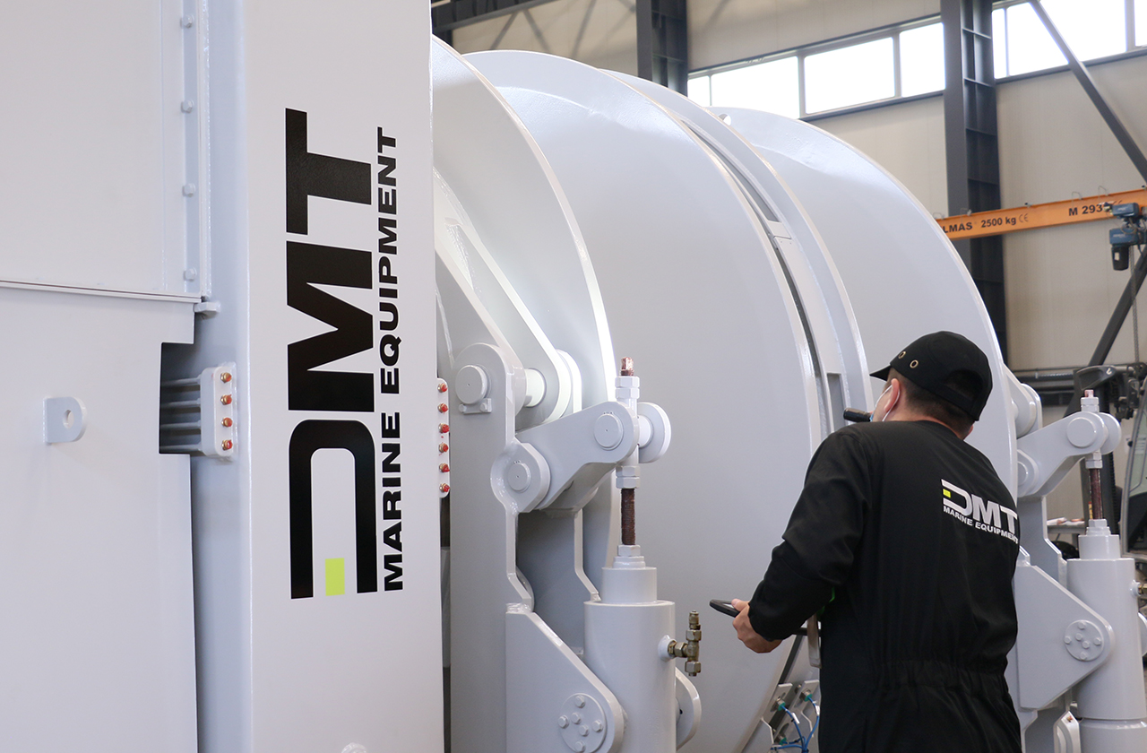 Conrad Shipyard's Tugboats equipped by DMT Marine Equipment