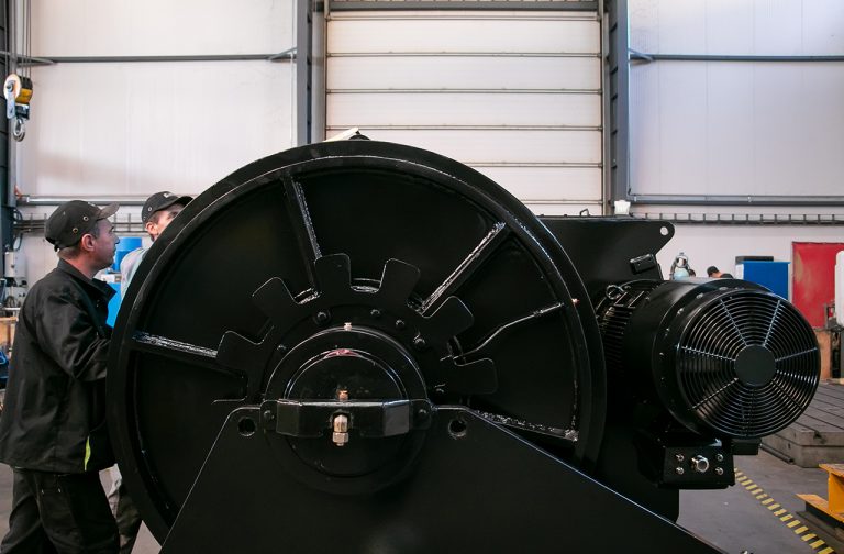 Towing Winches - DMT your trusted winch provider for tugboats