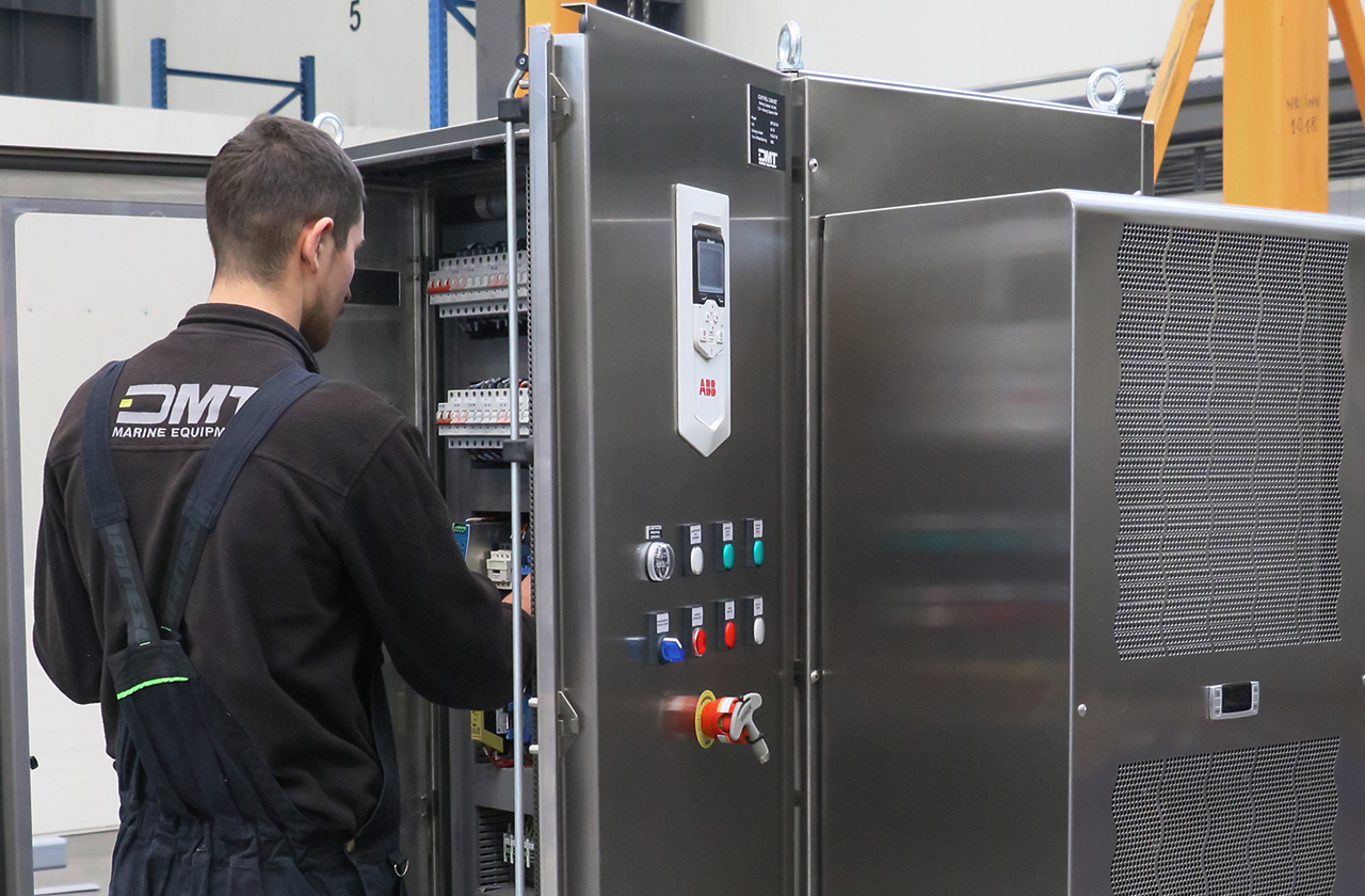 Pontoons - Precision engineering for enduring performance