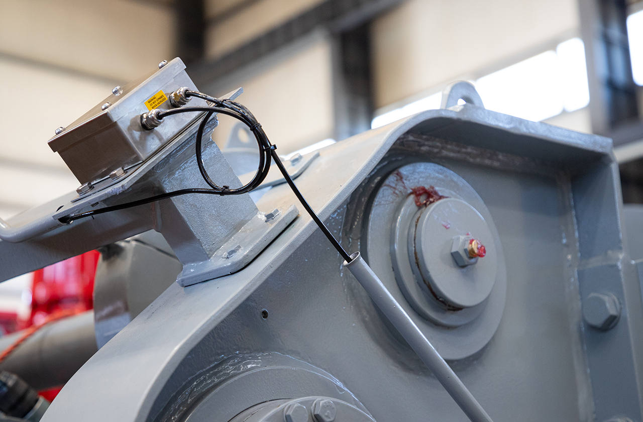 Riser Pull Winches - DMT's precision-engineered winches